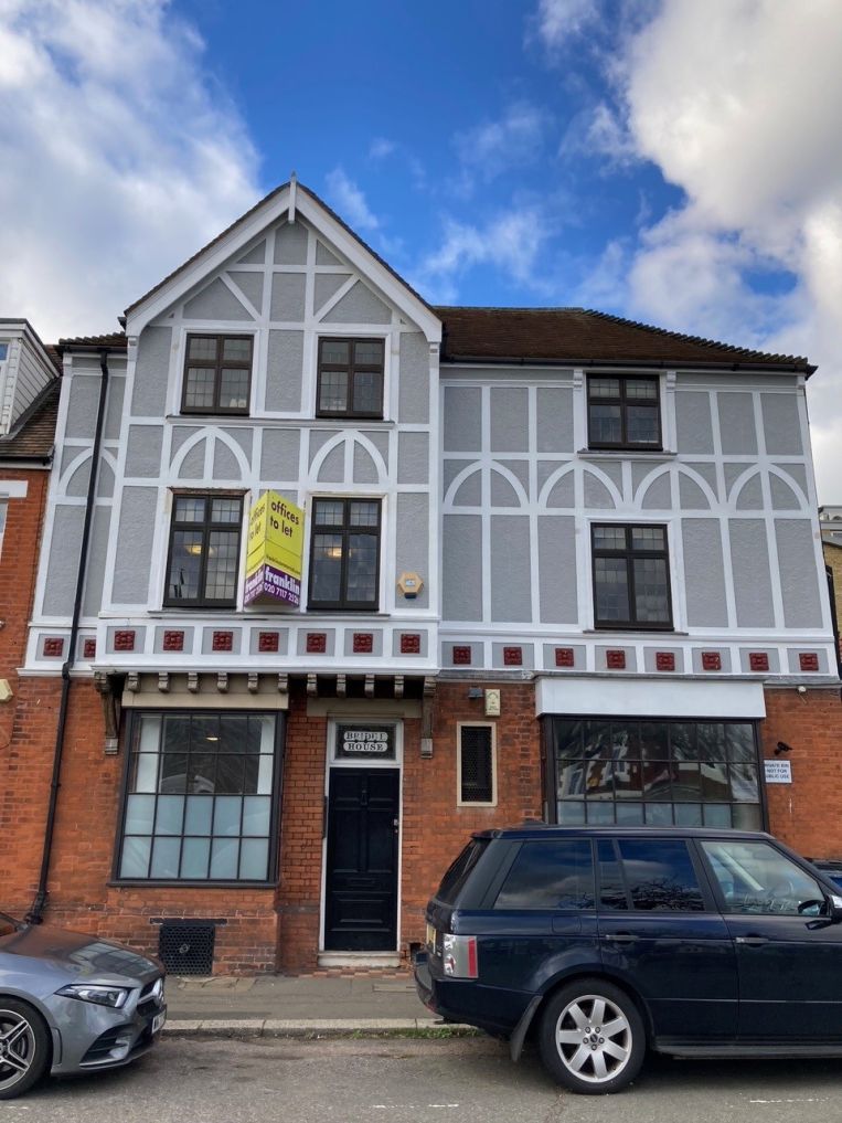 Property 3228 in East Molesey, Surrey
