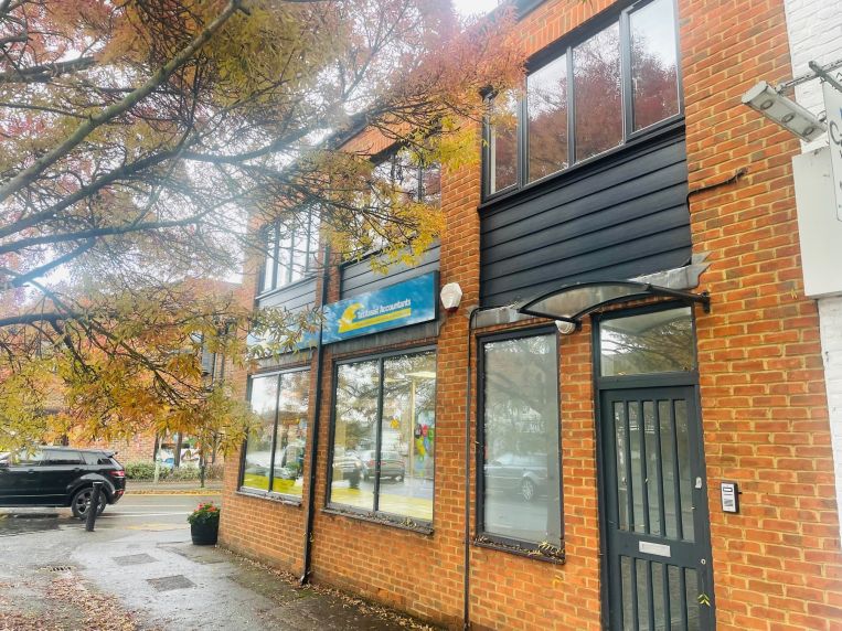Property 3053 in Hersham, SurreyFranklin Commercial